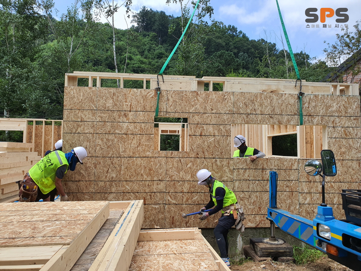 Modular Manufacturer Smart House Opened New Plant To Meet Demand For ...