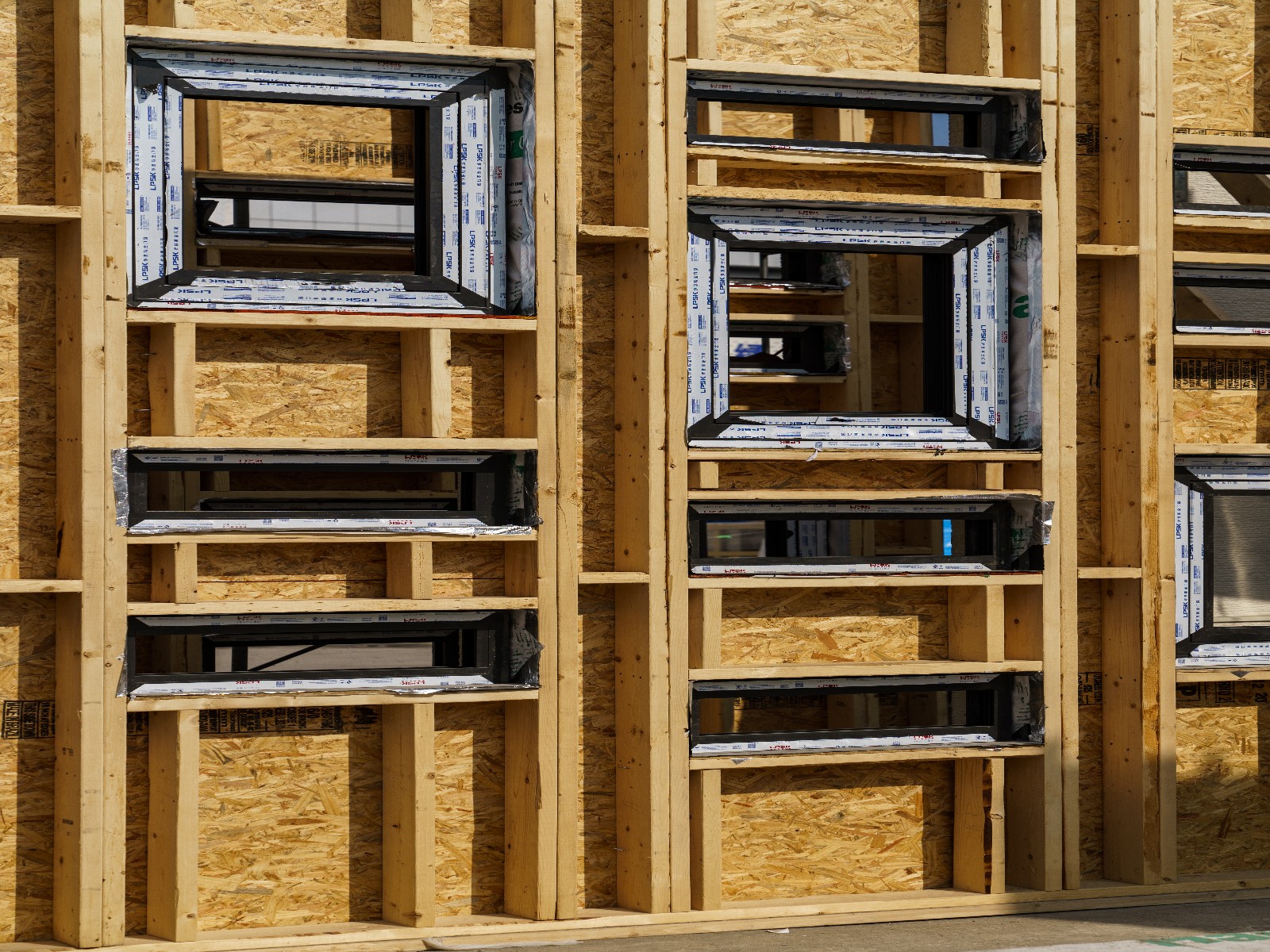 ZYF Construction Group Headquarters - Canada Wood Group